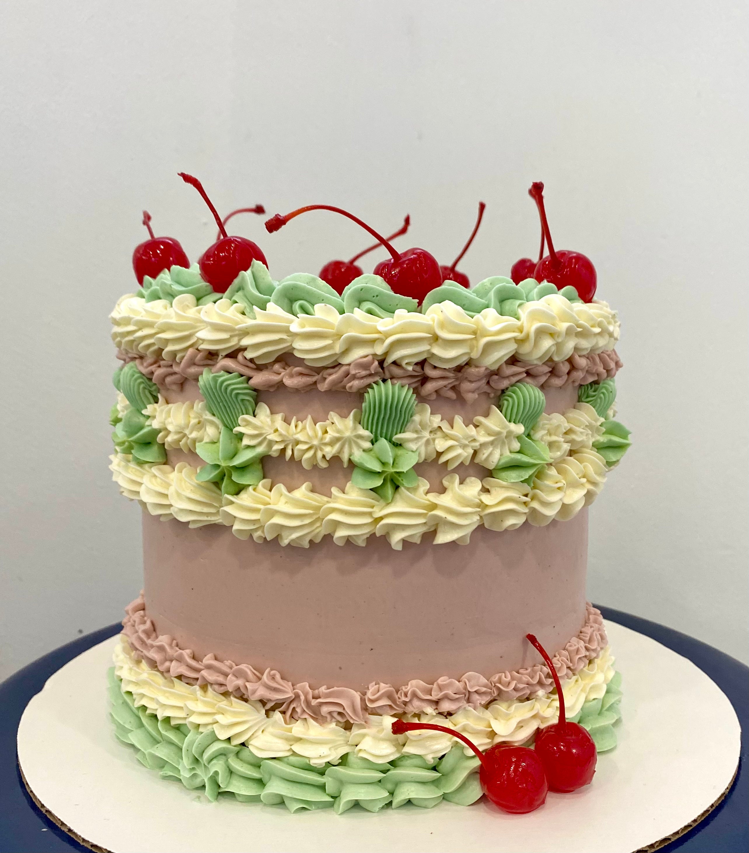 Restaurant, Cakes, Desserts, Brunch and Dinner – Dessert First